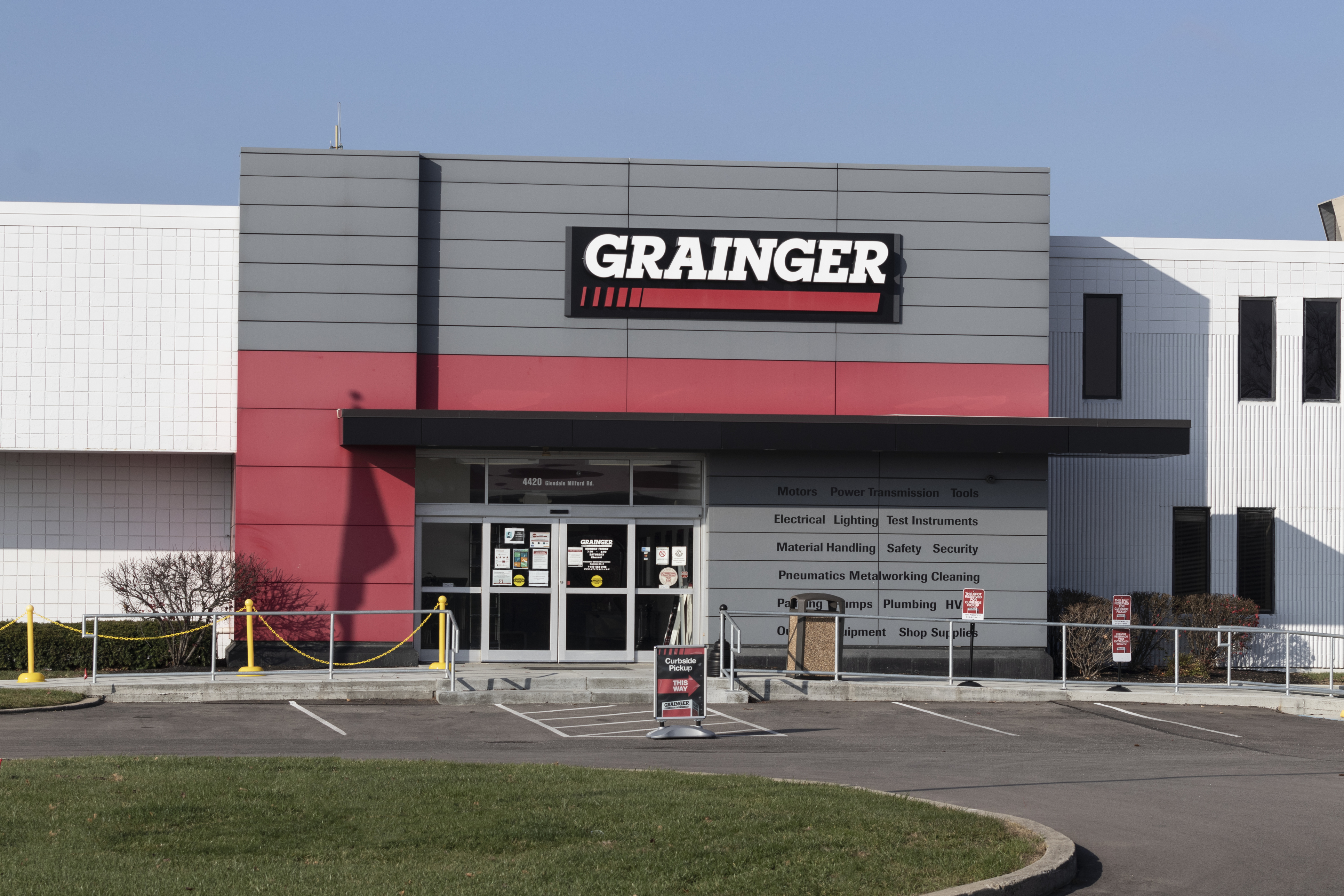Grainger Reports Higher Q3 Sales but Curbs Its Full-Year Forecast ...